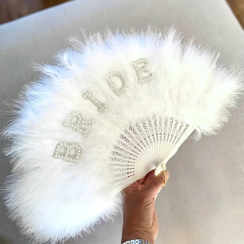 Bride Fluffy Fan – Chic Bachelorette & Hen Party Prop – I'm Getting Married